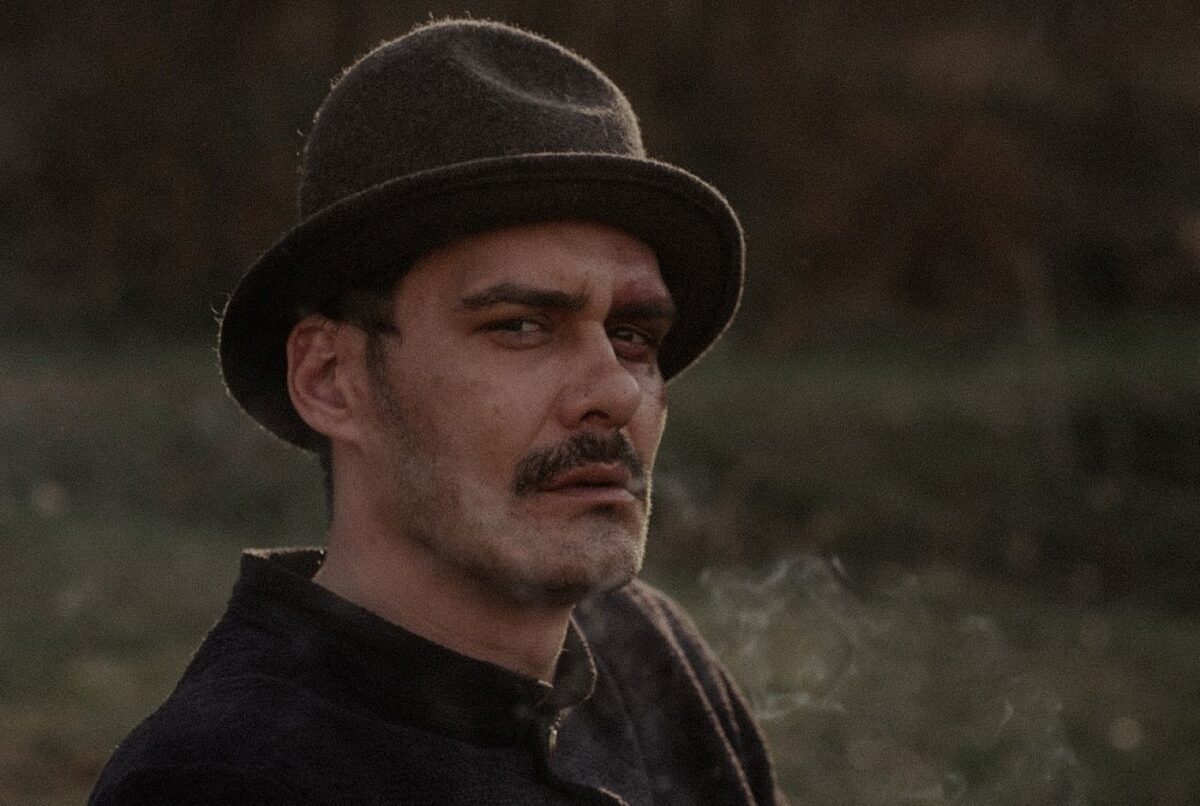 George Burcea nu mai apare în serialul Wednesday, sezonul 2. Motivul ...