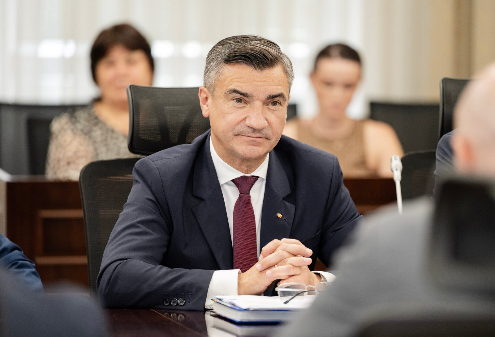 Impactul alegerilor parlamentare. Primarul de Iaşi vrea cetăţenia ...