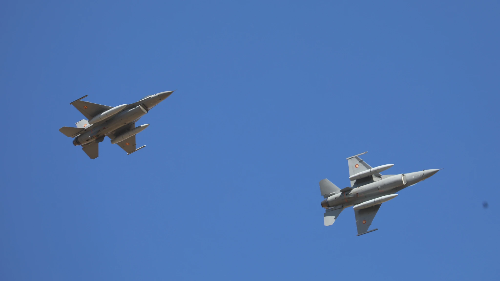 Turcia va trimite avioane de luptă în România și Estonia pentru ...