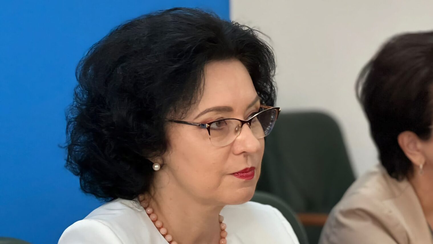 Prima femeie prefect din Iași va fi consiliera premierului Ilie Bolojan