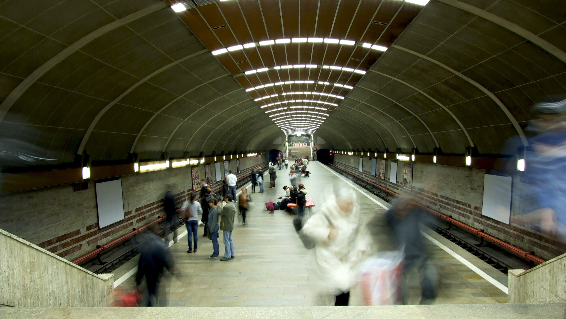 Alstom a pus proprire pe conturile Metrorex. Dezastru la negocierile ...