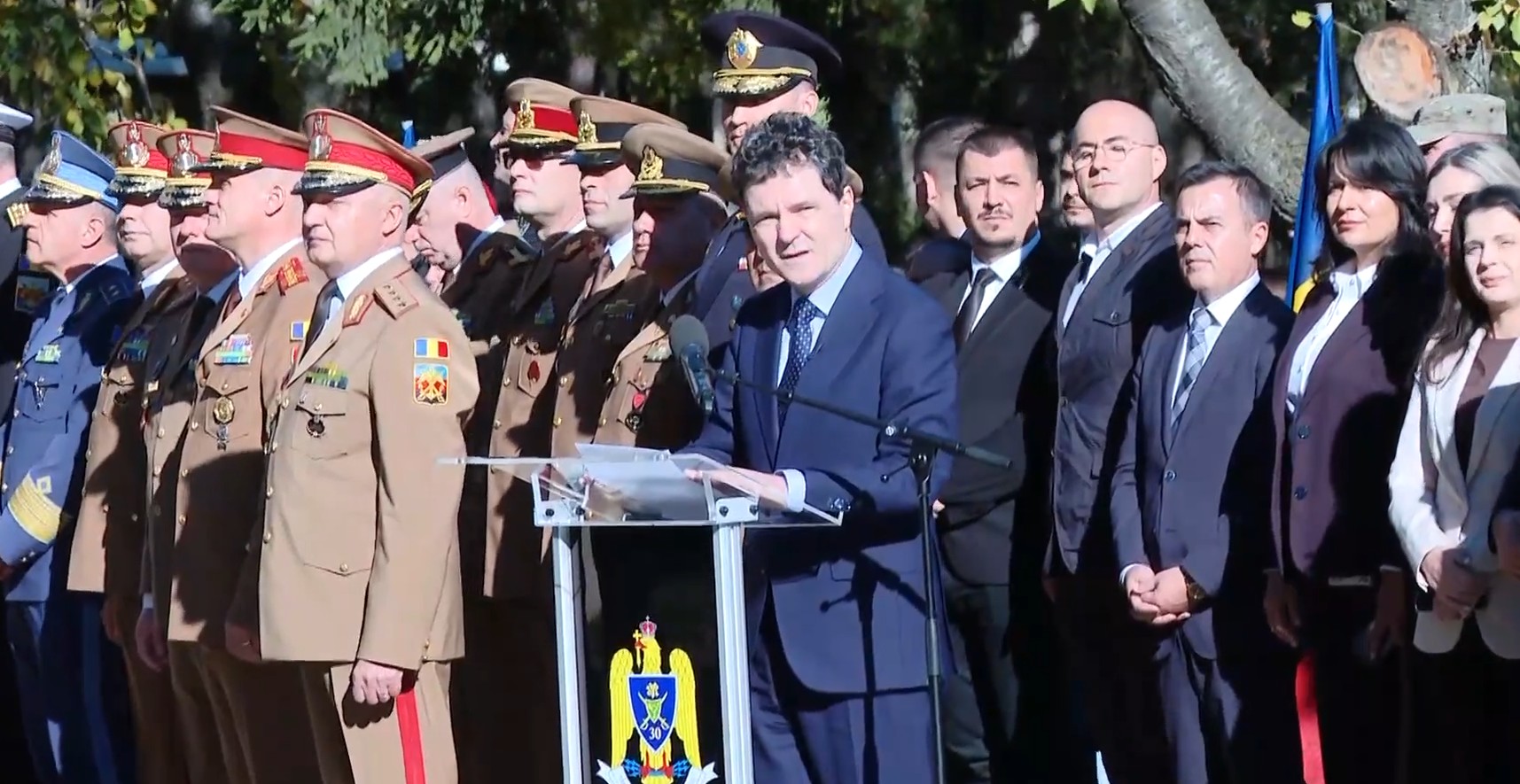 Românii care l-au huiduit pe Bolojan, sancționați: Pentru expresii ...