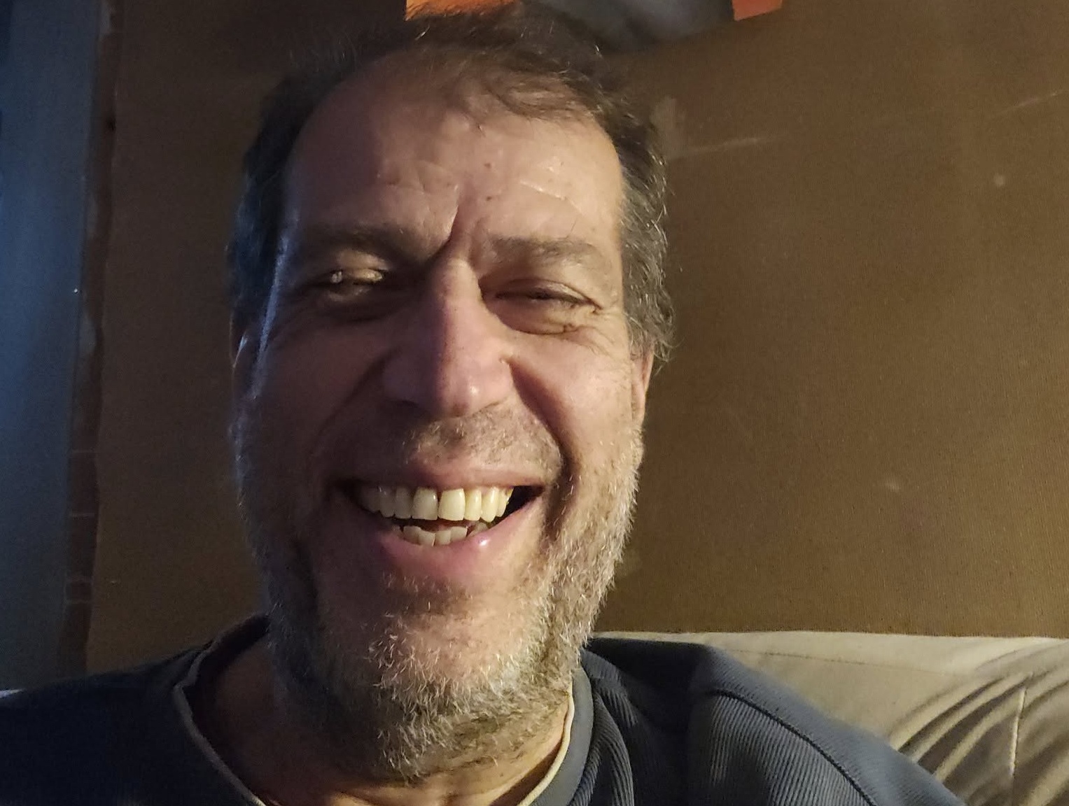 Artanu, fost membru al trupei Timpuri Noi, acuzat de hărțuire în public. Poliţia Capitalei s-a ...