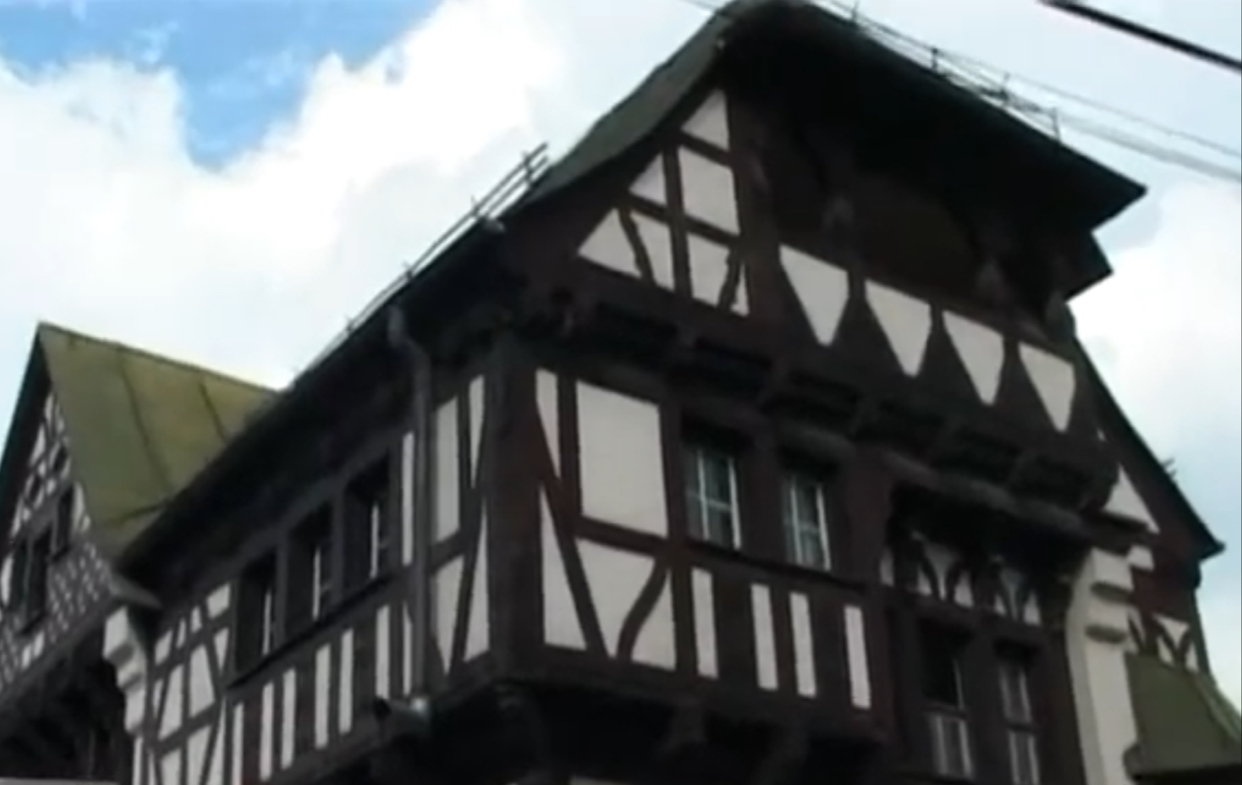 Hotelul Furnica din Sinaia, scos la vânzare. Statul nu vrea să o cumpere