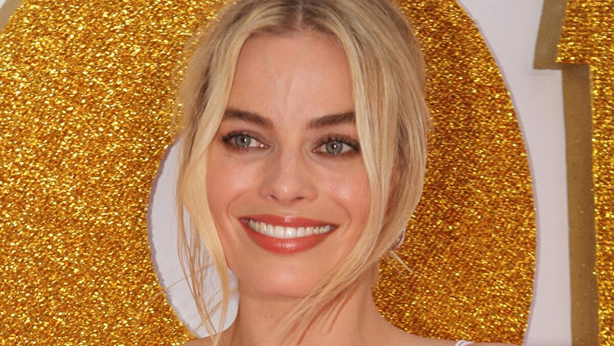 Margot Robbie, desemnată cea mai frumoasă femeie din lume. O altă ...